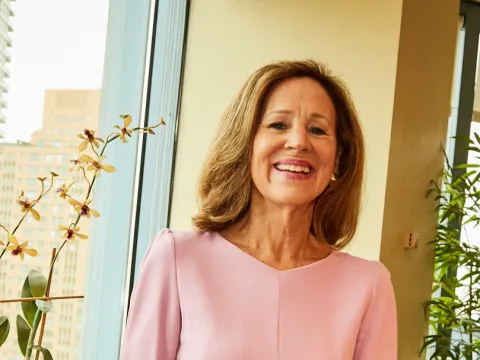 Deborah Farrington ’72: Dare to Take Risks