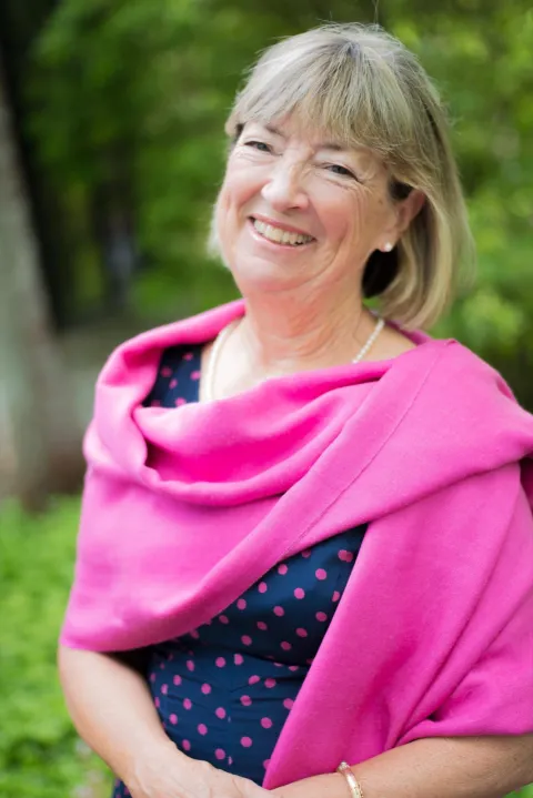 Financial Aid Recipient Gives Back to Scholarships—While Earning Income ...